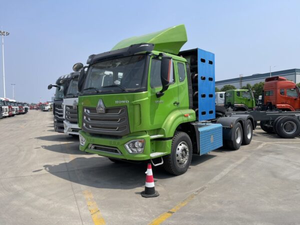 Howo NX CNG 2016L 6X4 Tractor - Nigerian Sino Trucks